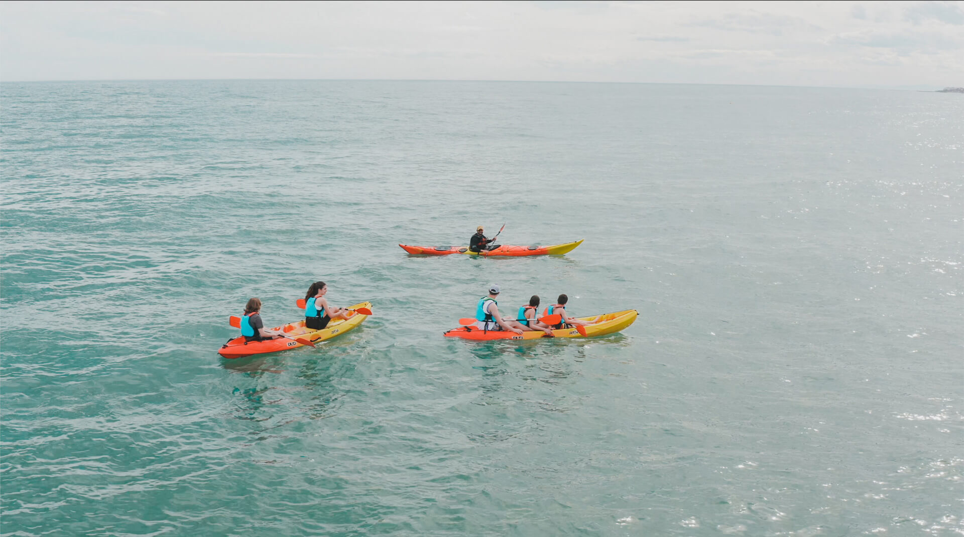 Activity: Guided excursion in open kayak or paddle surf 2h